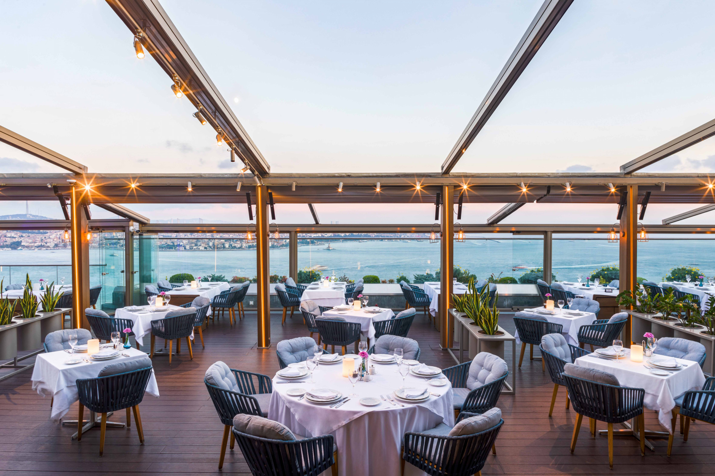 İstanbul’un Gurme Durakları: Mutfağıyla Dikkat Çeken 5 Restoran | Vogue ...