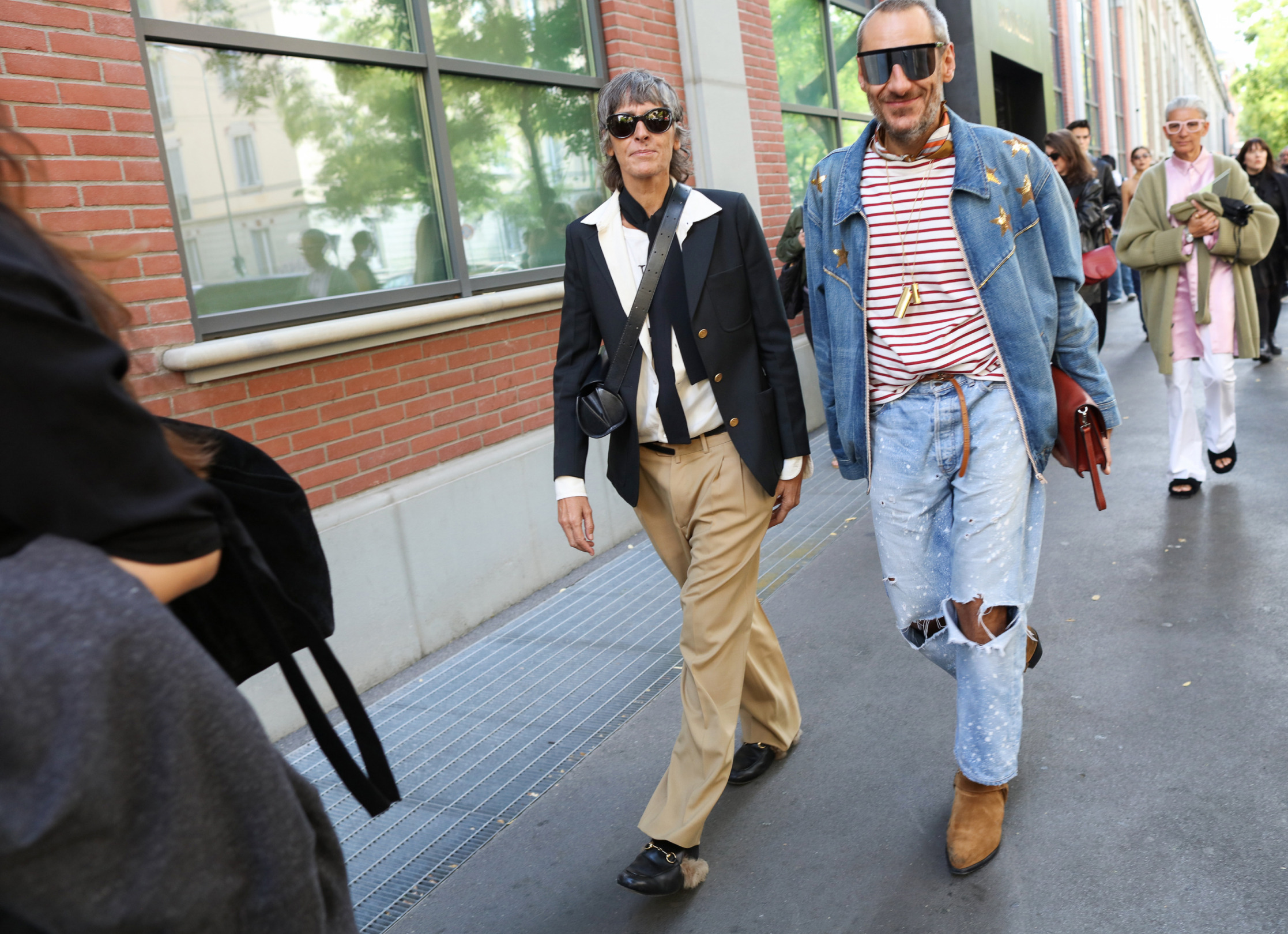 Sokak Stili: 2023 İlkbahar/Yaz Milano Moda Haftası | Vogue Türkiye