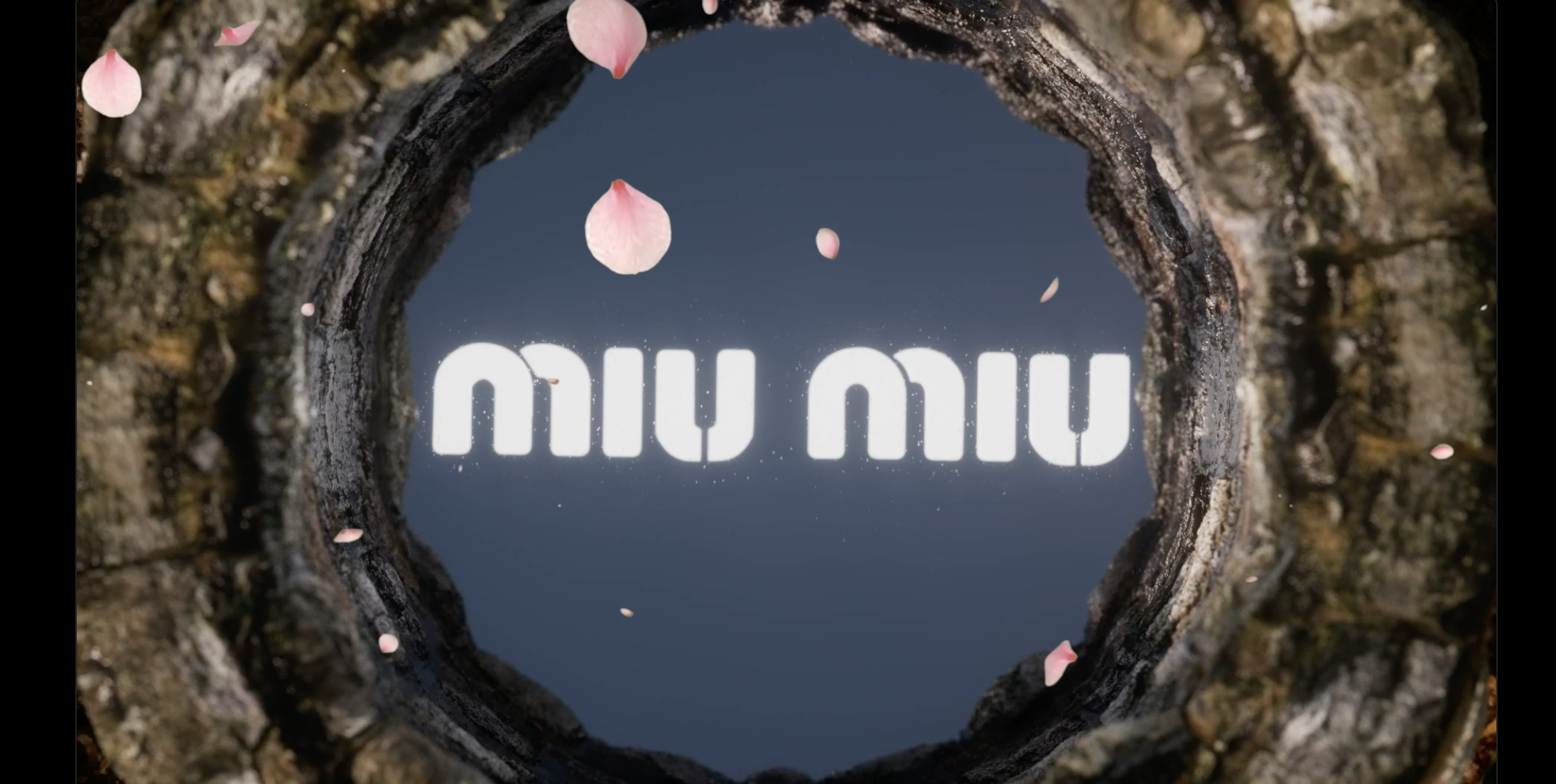 Miu Miu 2023 İlkbahar/Yaz | Vogue Türkiye